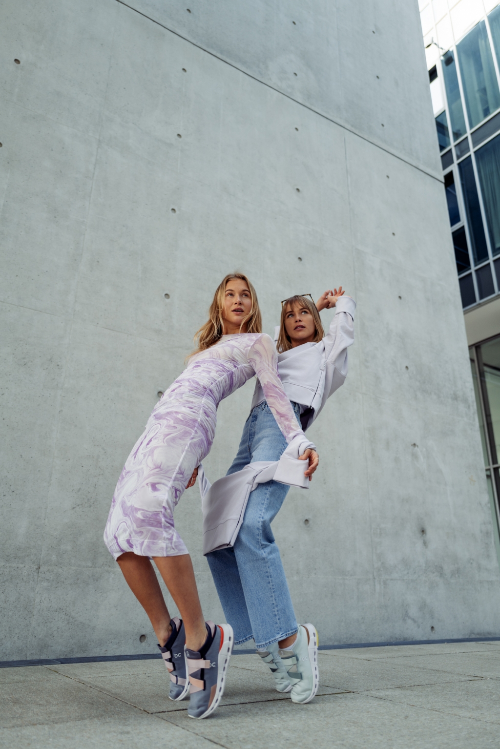 Hannah Hofinger for ON and Breuninger - Cloudnova Commercial